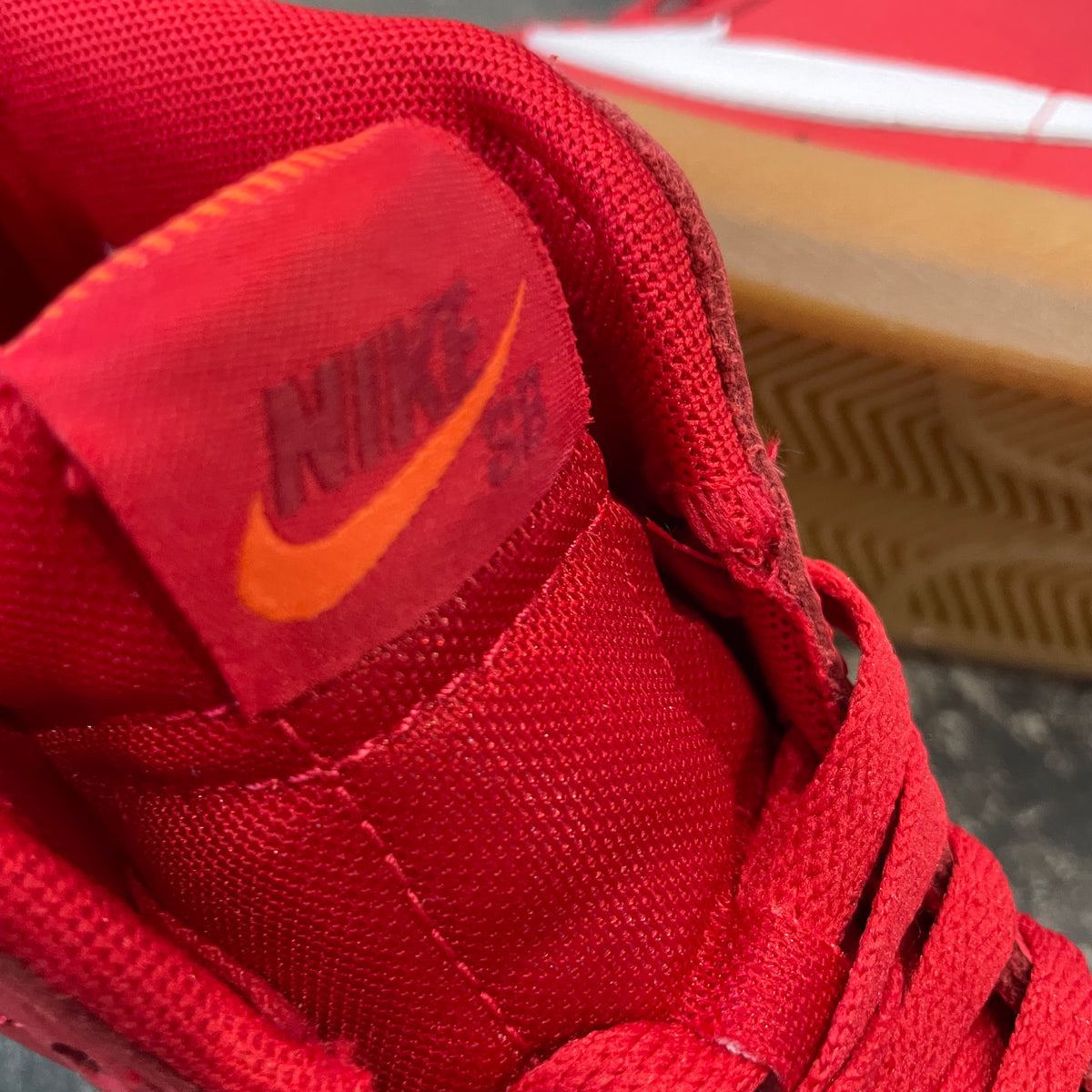 Nike SB Blazer Mid ISO University Red/White – 561 Skate