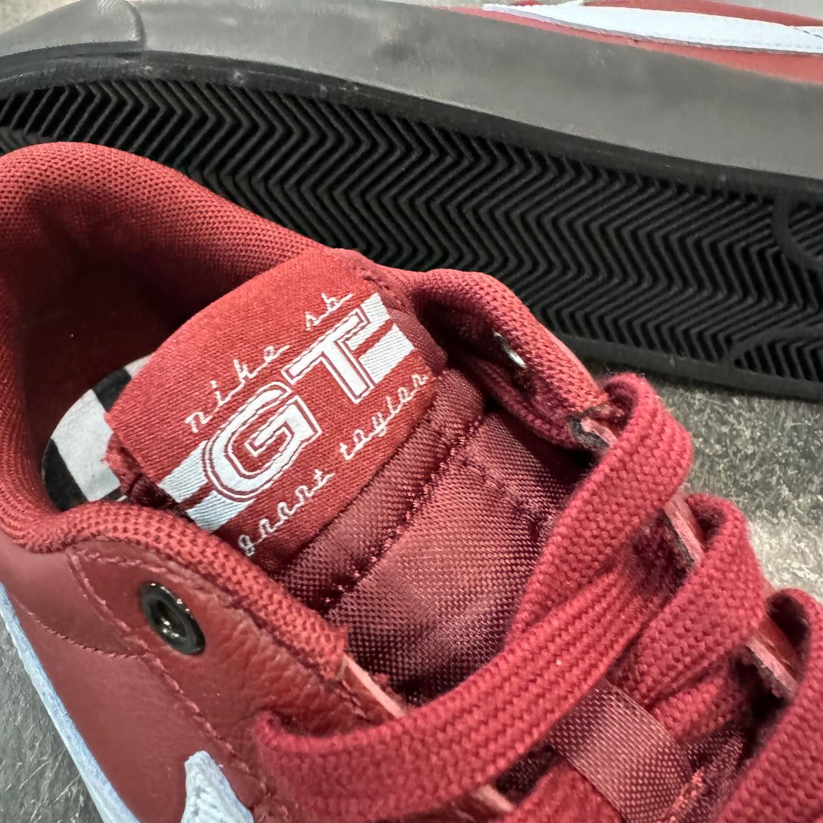 Nike SB Blazer Low GT Dark Team Red/Armory Blue SALE – 561 Skate
