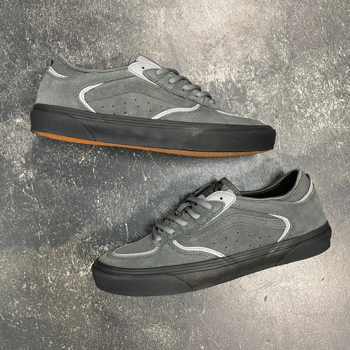 Vans Skate Rowley Suede Charcoal/Black – 561 Skate